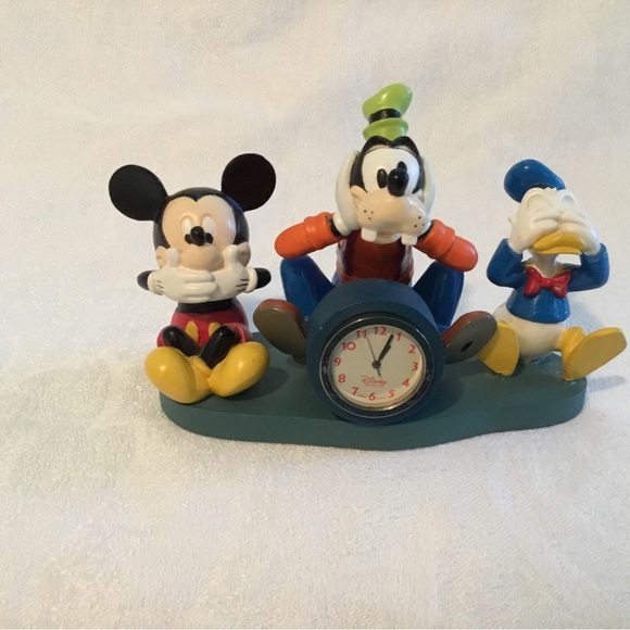 Disney | Other | Vintage Disney Quartz Clock Mickey Mouse Goofy And ...